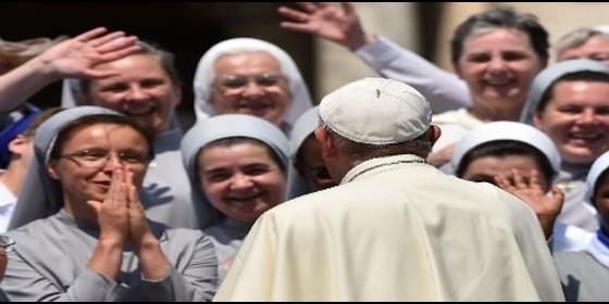 El papa dice que los frailes y monjas «que viven como ricos» dañan a la ...