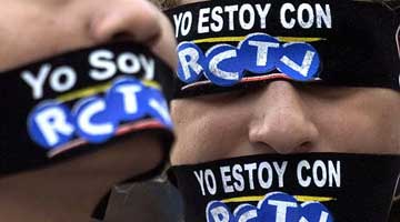 Chávez, tras cerrar RCTV se plantea hacer lo mismo con Globovisión ...