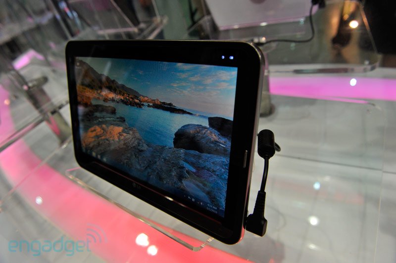 LG también presenta su tableta anti-iPad - Periodista Digital