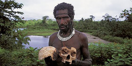 ¿Sabía usted que todavía existen caníbales en el Planeta Tierra ...