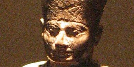 La segunda barca solar de Keops vuelve a 'flotar' y el faraón está ...