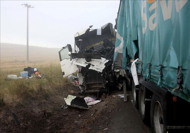 Diez muertos en accidentes de tráfico durante el fin de semana ...