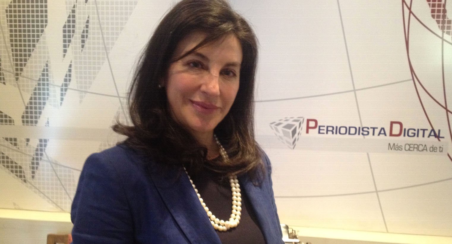 La diputada Arenales Serrano ('laSexta Noche') lo da 'todo' en Interviú ...