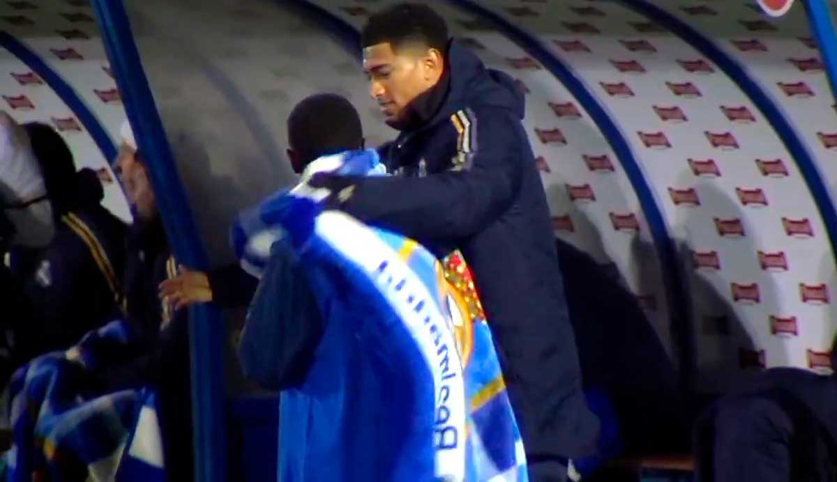 Arandina-Real Madrid: El bello gesto de Jude Bellingham con un niño ...